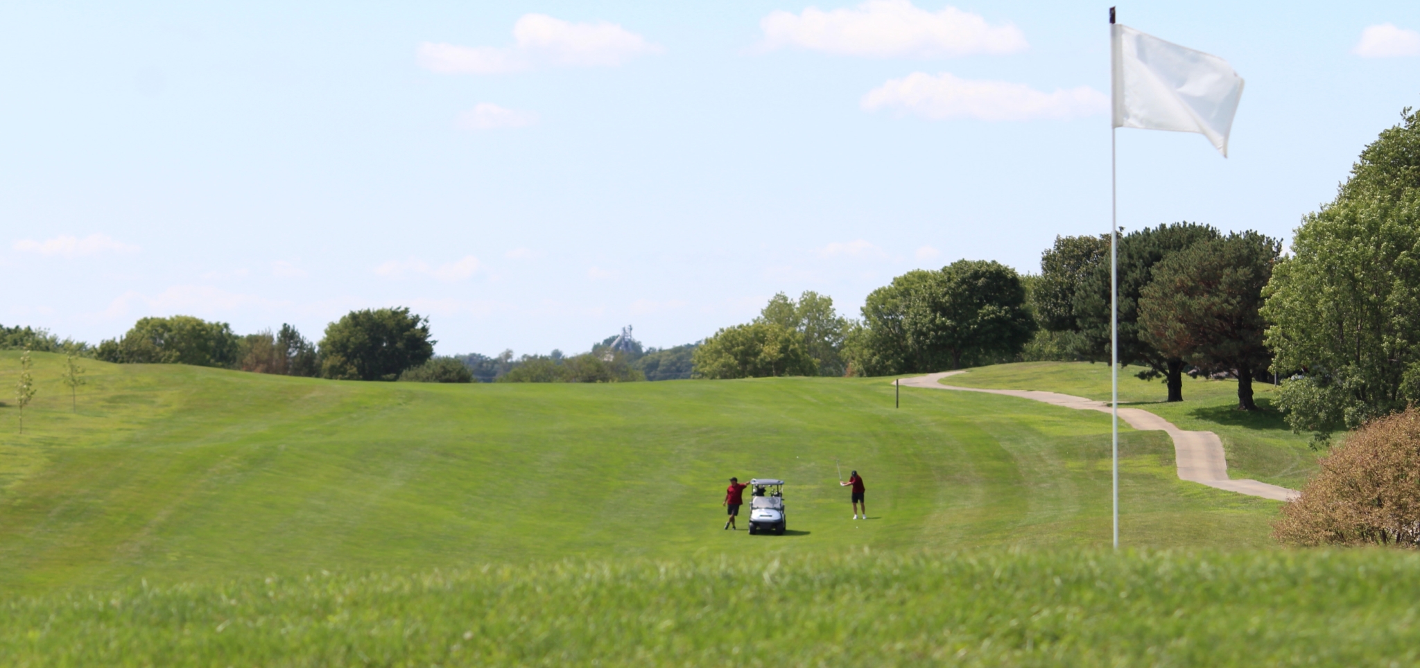 Golf Course - Lake Ridge Golf and Sports Bar